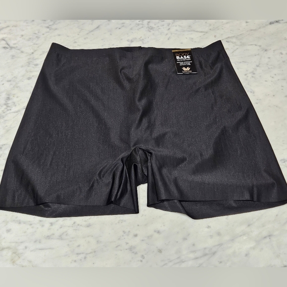 Wacoal | Intimates & Sleepwear | Nwt Wacoal Black Body Base Shorts Sz ...